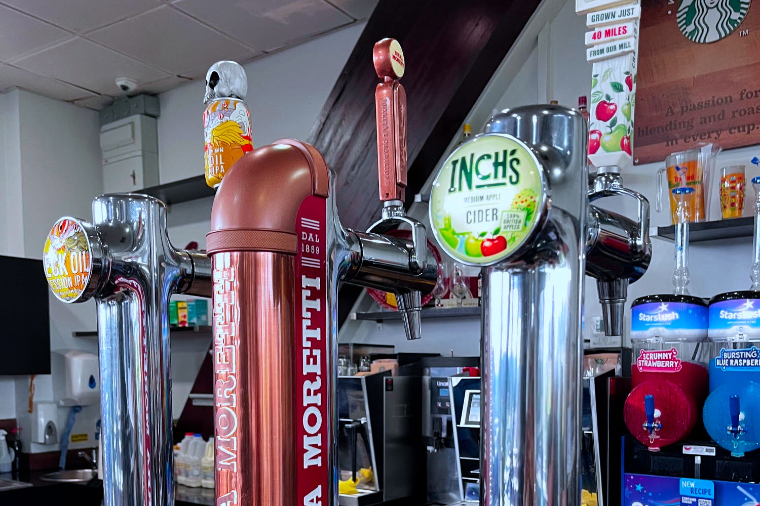 Clubhouse Bar & Kitchen – Trafford Golf